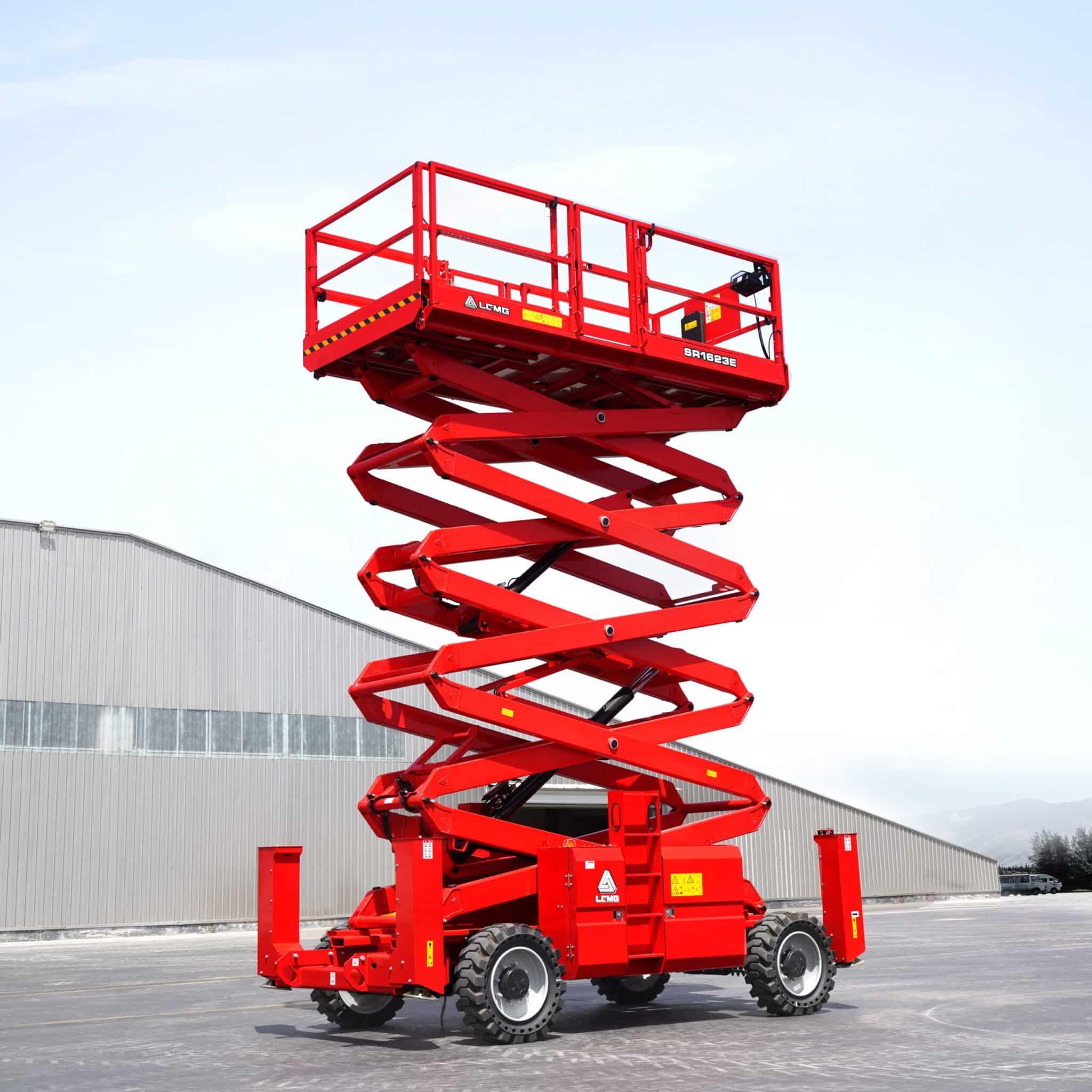 LGMG SR2024E | 22 meter elektrisk terräng saxlift - Ådalen AB